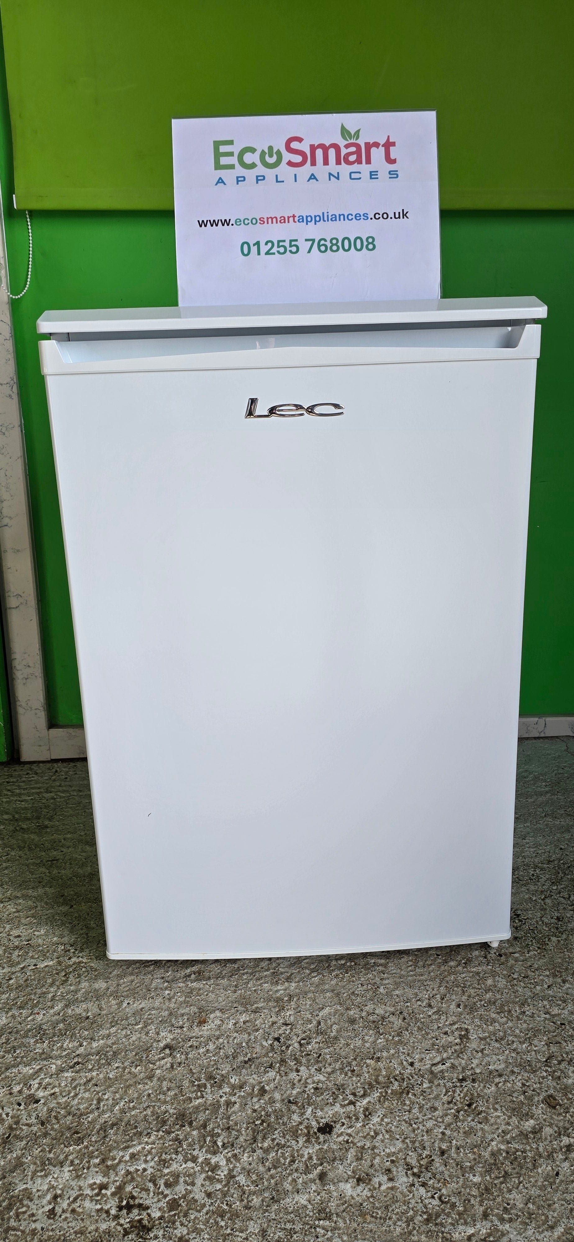 LEC L5517W Undercounter Larder Fridge (1619) – EcoSmart Appliances