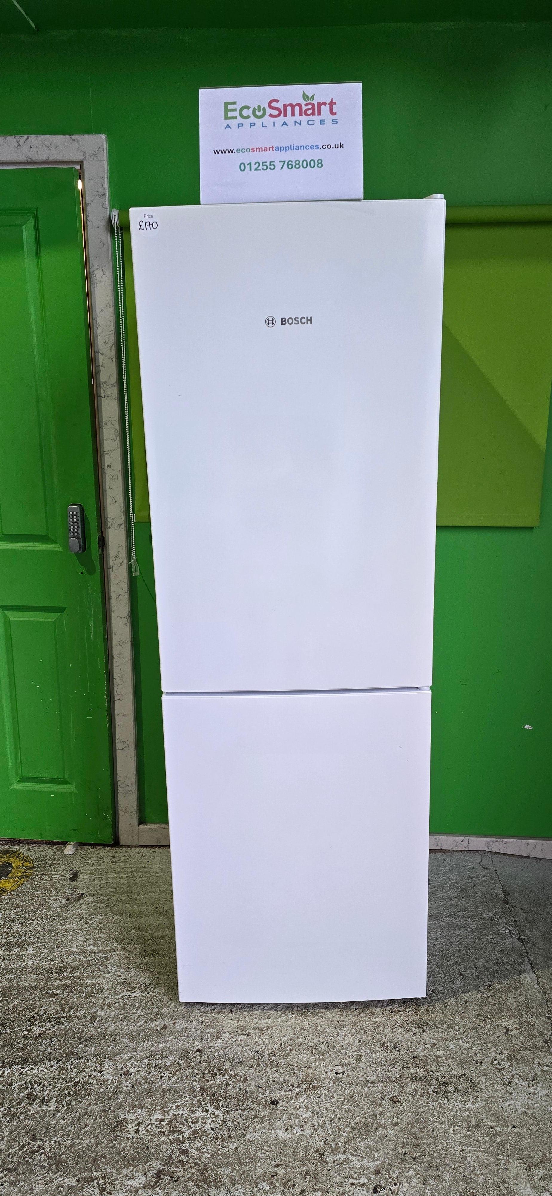 EcoSmart Appliances - Bosch Classixx Freestanding KGV33UW20G Fridge Fr